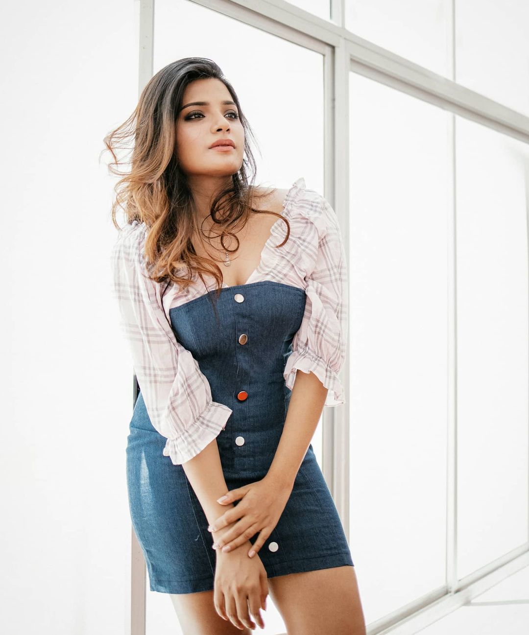 Aathmika Wiki, Age, Boyfriend, Family, Biography, Images - TamilGlitz